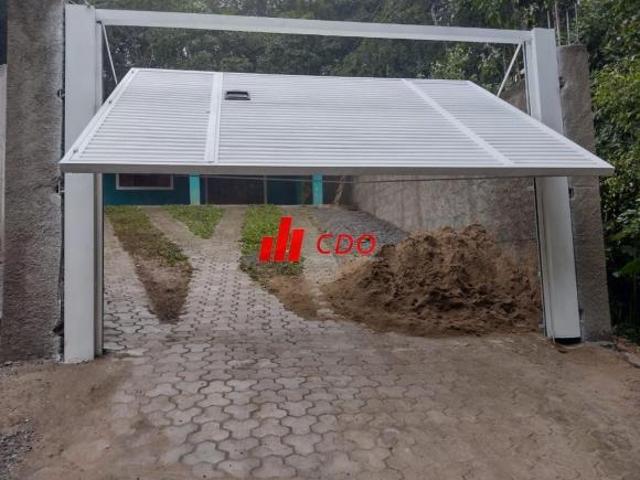 Imperdível casa à venda em São Lourenço da Serra SP: 2 quartos, 1 suíte, 1 sala, 2 banheiros, 5 vaga