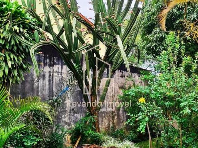 Imperdível: Casa à venda em São Paulo SP, bairro Parque Industrial, 2 quartos, 1 suíte, 2 banheiros