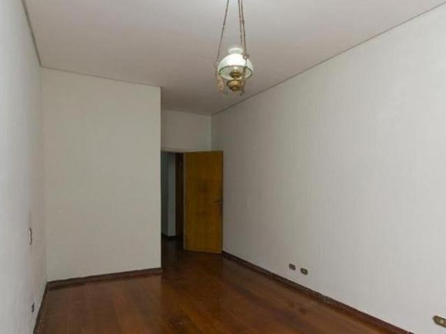 Imperdível: Casa à venda em São Paulo SP, bairro Planalto Paulista, 3 quartos, 1 suíte, 1 sala, 2 ba