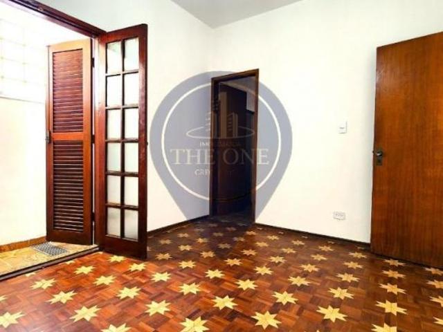 Imperdível! Casa à venda em São Paulo SP, bairro Saúde, com 4 quartos, 2 suítes, 2 salas, 4 banheiro