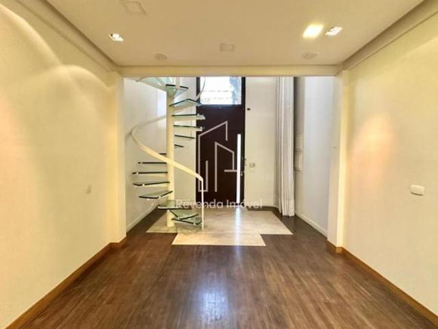 Imperdível: Casa à venda em São Paulo SP, em Pinheiros, 1 quarto, 2 banheiros, 1 vaga de garagem, 12