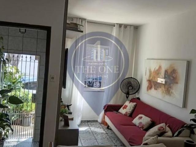Imperdível! Casa à venda em São Paulo SP, no Cambuci, com 3 quartos, 2 salas, 2 banheiros e 52,00 m²