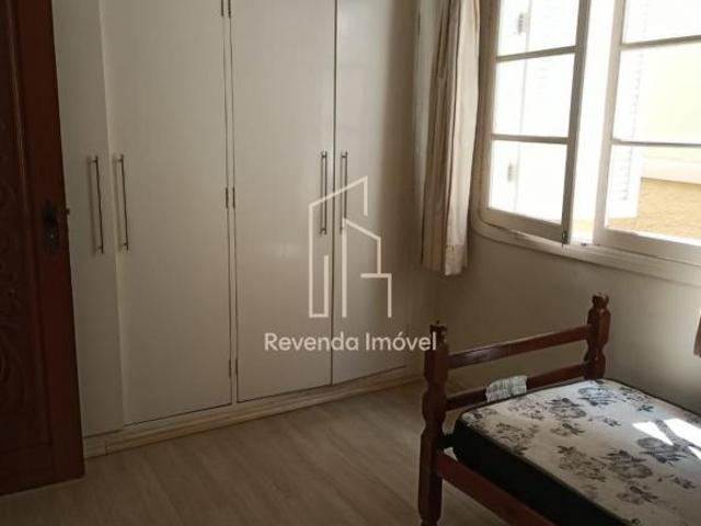 Imperdível! Casa à venda em São Paulo SP, no Campo Belo, com 3 quartos, 2 salas, 3 banheiros, vaga d