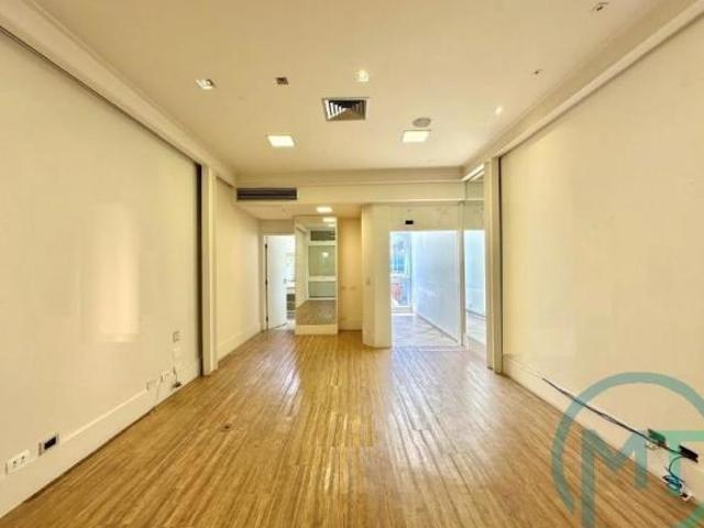 Imperdível! Casa à venda em São Paulo SP, Pinheiros: 1 quarto, 1 suíte, 2 salas