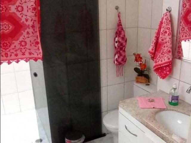 Imperdível: Casa à venda em São Paulo SP, Vila Carrão! 6 quartos, 3 suítes, 3 banheiros, 3 vagas de