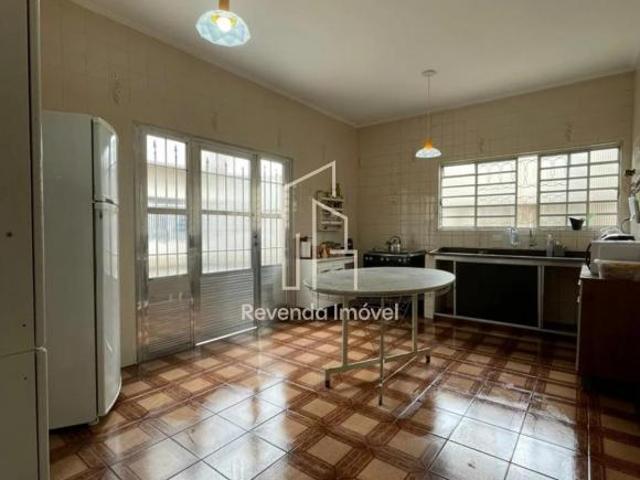 Imperdível! Casa à venda em São Paulo SP, Vila Curuçá. 3 quartos, 1 suíte, 4 vag