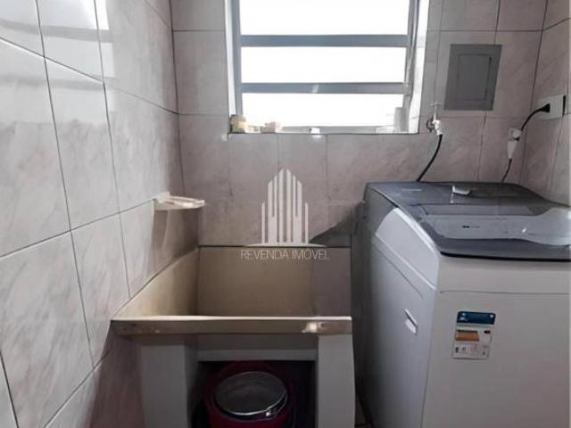 Imperdível! Casa à venda em São Paulo SP, Vila Gumercindo: 2 quartos, 1 sala, 1 banheiro, 4 vagas, 1