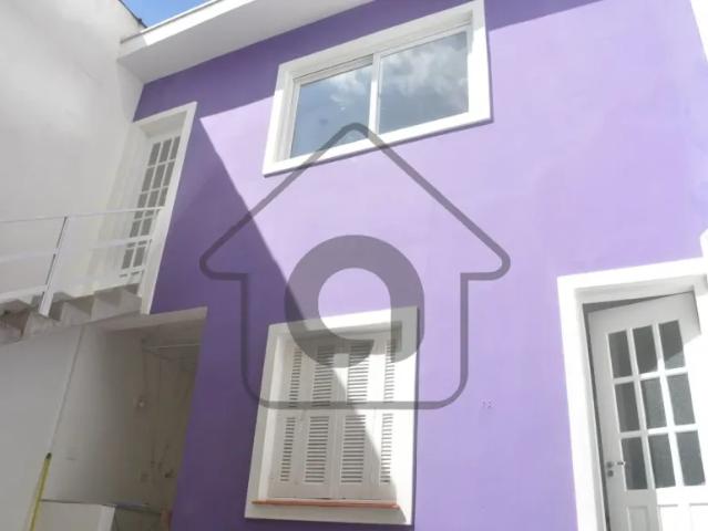 Imperdível casa à venda em São Paulo SP, Vila Gumercindo: 2 quartos, 1 sala, 2 banheiros, 2 vagas, 1