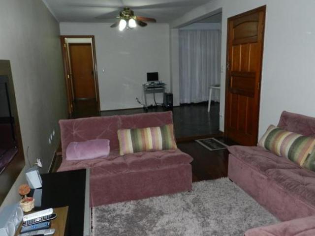 Imperdível casa à venda em São Paulo SP, Vila Sônia! 5 quartos, 1 suíte, 4 banheiros, 3 vagas de gar