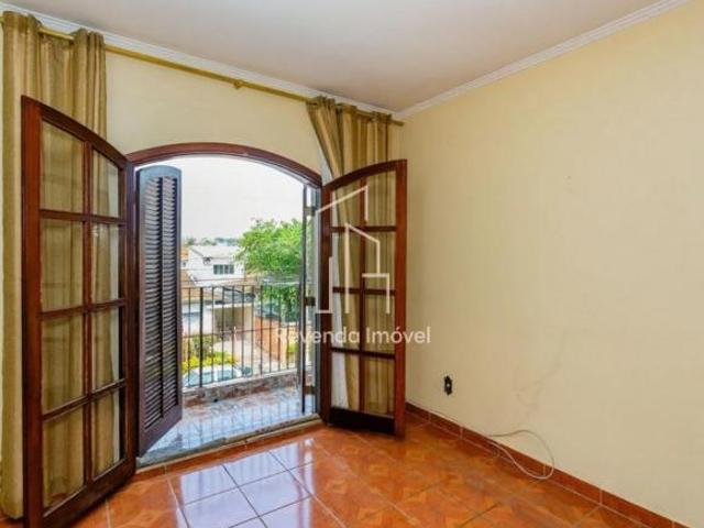 Imperdível Casa à Venda em São Paulo Vila Sônia com 4 quartos, 3 salas, 4 banheiros, e 326m² de Ár
