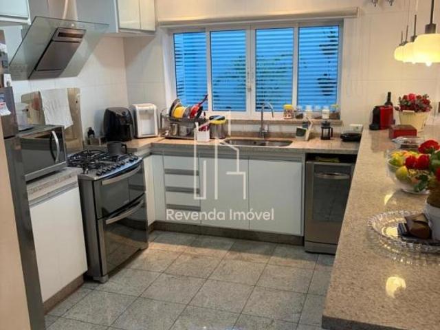 Imperdível: Casa à venda em Santo André SP, Vila Gilda. 4 quartos, 2 suítes, 3 banheiros, 4 vagas, 2