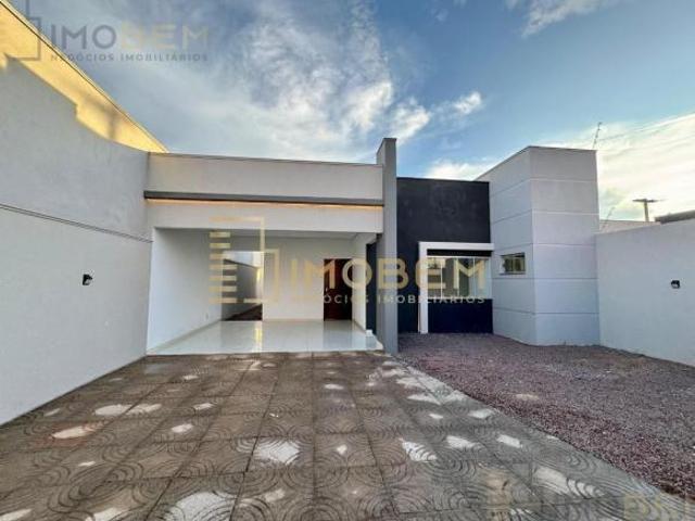 Imperdível: Casa à venda em Sinop MT, Jardim dos Ipês! 3 quartos, 1 suíte, 1 sala, 2 banheiros, 1 va