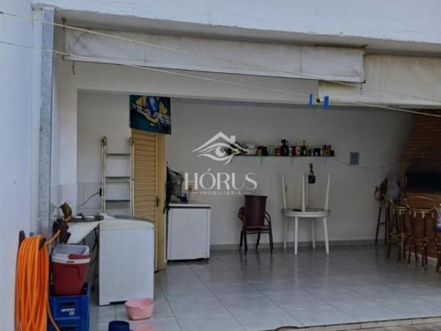 Imperdível Casa à Venda em Sorocaba SP, Jardim Wanel Ville V: 2 Quartos, 2 Salas, 1 Banheiro, 110m²