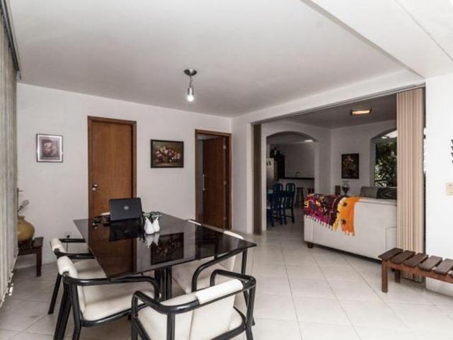 Imperdível! Casa à venda em SP 4 quartos, 1 suíte, 3 vagas de garagem no Campo