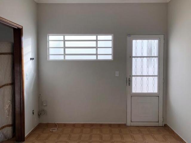 Imperdível: Casa à venda em Sumaré SP, Vila Miranda! 3 quartos, 1 suíte, 2 salas, 3 banheiros, 4 vag
