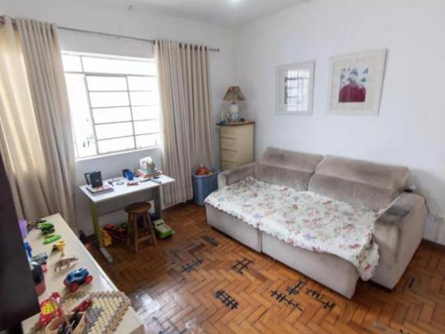 Imperdível casa à venda na Vila Industrial, Campinas SP: 2 quartos, 2 salas, 2 banheiros, 3 vagas na