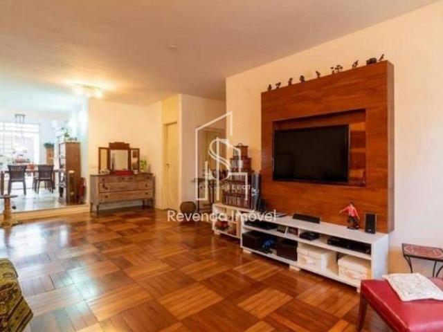 Imperdível casa à venda no Brooklin Paulista, SP: 2 quartos, 1 suíte, 2 salas, 2 banheiros, 2 vagas