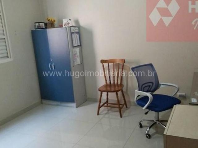 Imperdível! Casa à venda no Centro de São José dos Campos SP: 3 quartos, 1 suíte, 2 salas, 2 banheir