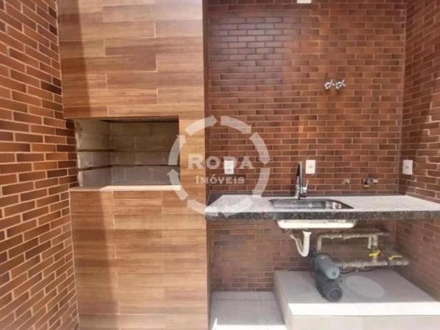 Imperdível casa à venda no Gonzaga, Santos SP, 3 quartos, 2 suítes, 3 salas, 3 banheiros, 2 vagas, 1