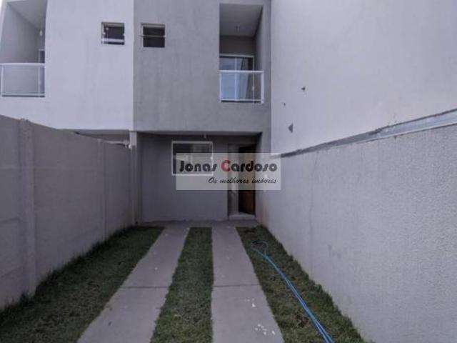 Imperdível! Casa à venda no Jardim Nathalie, 2 quartos, 2 suítes, 2 salas, 3 banheiros, 2 vagas, 70m