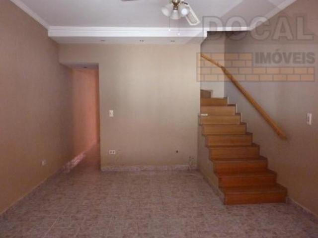 Imperdível casa à venda no Jardim Três Marias, Taboão da Serra SP: 3 quartos, 1 suíte, 2 salas, 2 ba