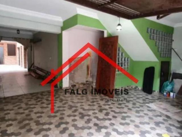 Casa à venda ou locação em Osasco SP, bairro Pestana, 3 quartos, 1 suíte, 2 salas, 5 banheiros, 3 va