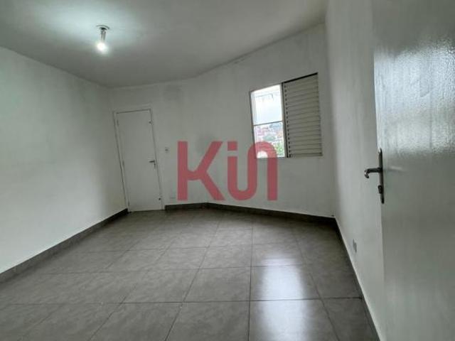 Imperdível: Casa de 3 quartos com suíte e 2 vagas no Jardim Monte Azul, São Paulo SP!