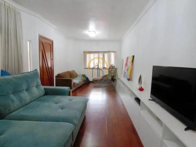 Imperdível: Casa de 3 quartos e 3 suítes no bairro Lar São Paulo, São Paulo SP, com 180m² e 2 vagas