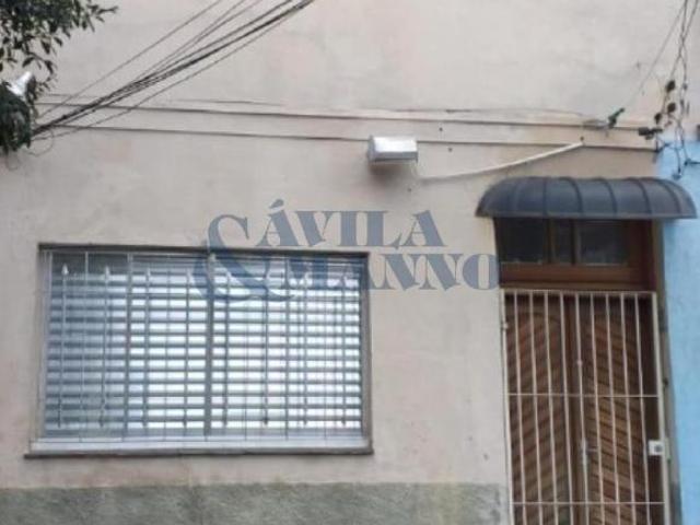 Imperdível casa de 4 quartos na Mooca, São Paulo SP! 200m² de área, 4 salas e 4 banheiros. Confira a