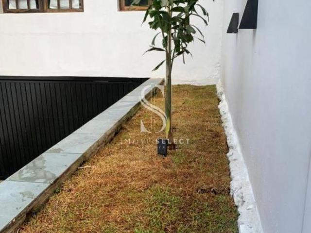 Imperdível casa de luxo com 4 quartos e 3 suítes na Vila Sônia, São Paulo SP!