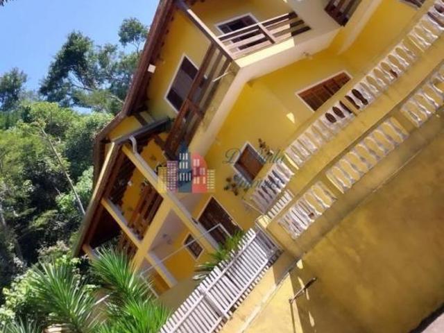 Imperdível Casa de Luxo em Condomínio no Portal das Acácias, Santana de Parnaíba SP: 4 Quartos, 3 Su