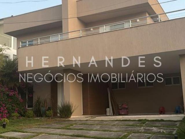 Imperdível: Casa de Luxo em Condomínio de Alto Padrão em Santana de Parnaíba SP, no Bairro Tamboré