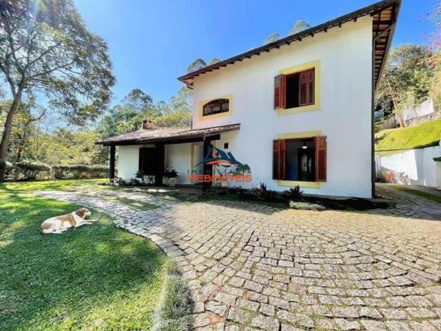 Imperdível! Casa em condomínio à venda em Embu das Artes SP, bairro Moinho Velho, 3 quartos, 1 suíte