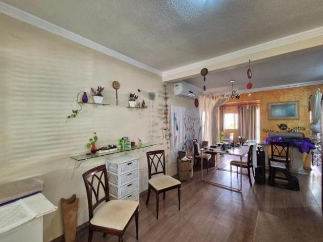 Imperdível Casa em Condomínio à Venda em Hortolândia SP, Jardim Interlagos: 2 Quartos, 2 Salas, 1 Ba