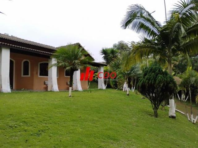 Imperdível: Casa em Condomínio à Venda em Itapecerica da Serra SP, Bairro Engenho! 3 Quartos, 1 Suít
