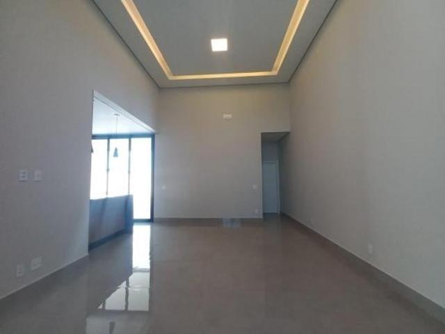 Imperdível Casa em Condomínio à Venda em Indaiatuba SP, Residencial Evidências! 3 suítes, 2 salas, 5