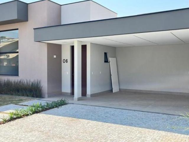 Imperdível! Casa em condomínio à venda em Valinhos SP no bairro Roncáglia: 3 quartos, 3 suítes, 2 sa