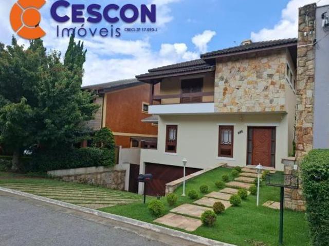 Imperdível: Casa em condomínio na Aldeia da Serra, Santana de Parnaíba SP! 4 quartos, 2 suítes, 3 sa