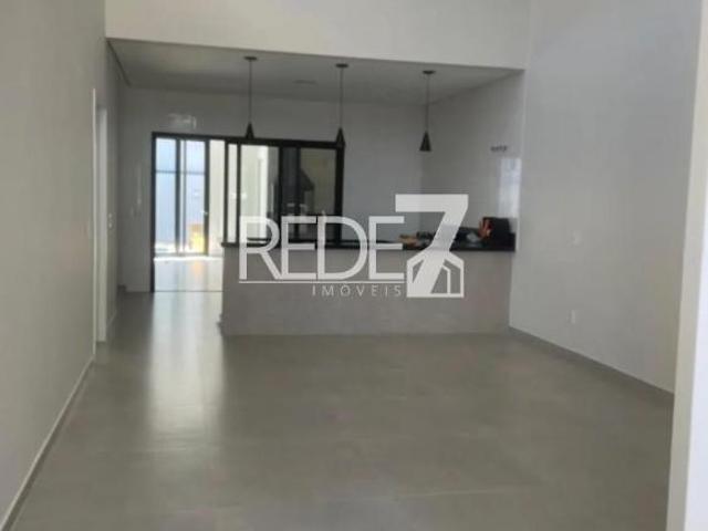 Imperdível Casa em Condomínio no Swiss Park Campinas SP: 3 Quartos, 3 Suítes, 5 Banheiros e 360m² de