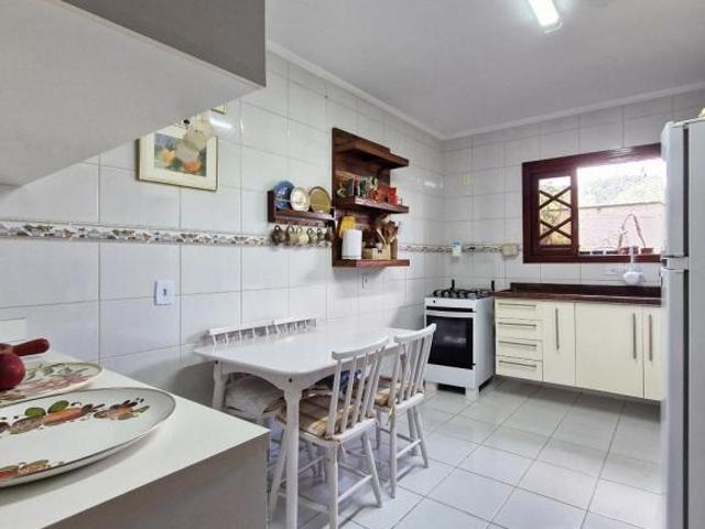 Versátil casa em condomínio para venda com 2 quartos, sendo 2 suítes, 97m² irenealves#Z5Z1L