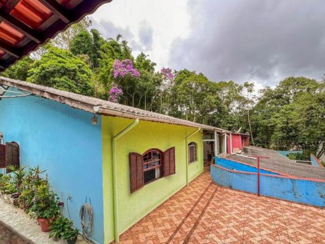 Confortável casa para venda em Tanque Caio com 6 quartos, 377m²