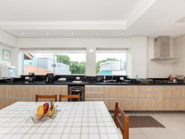 Imperdível casa para venda em Água Fria com 3 quartos, sendo 2 suítes, 219m² ivailz#Z1UYV
