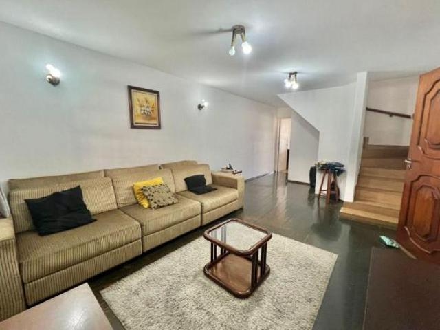 Imperdível casa para venda em Ayrosa com 3 quartos, 186m²