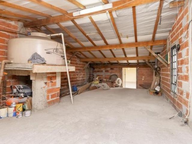 Imperdível casa para venda em Jardim das Rosas Zona Norte com 2 quartos, sendo 1 suíte, 240m² re