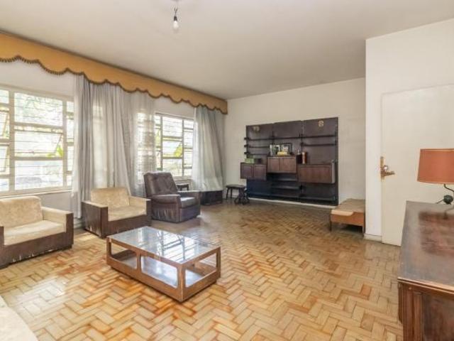 Imperdível casa para venda em Lapa com 6 quartos, sendo 2 suítes, 132m² camilapadula#LXHS0