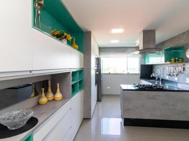 Imperdível casa para venda em Parque São Domingos com 3 quartos, sendo 2 suítes, 231m² samuelmisiu
