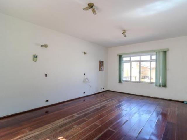 Versátil casa para venda em Rudge Ramos com 3 quartos, sendo 2 suítes, 291m²