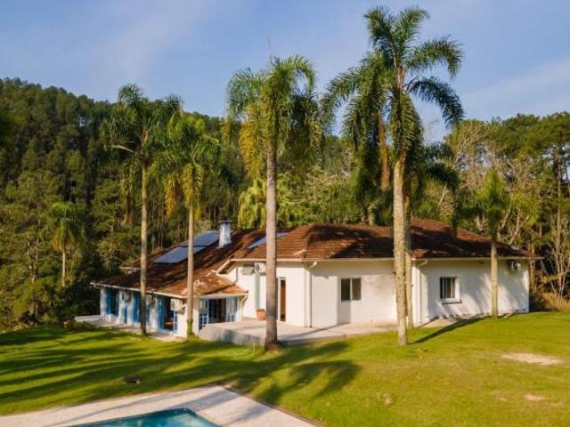 Aconchegante casa rural para venda em Potuvera, 580,000m²