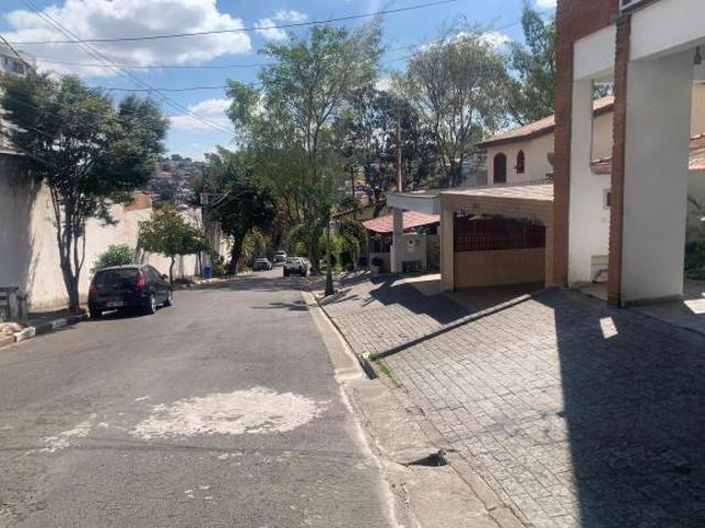 Imperdível Casa terrea em condomínio no Butantã 3 dorms suite 3 vagas