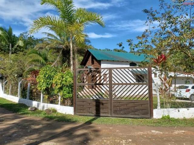 Imperdível Chácara à Venda em Peruíbe SP na Vila Peruibe: 3 quartos, 1 suíte, 1 sala, 5 banheiros, 5